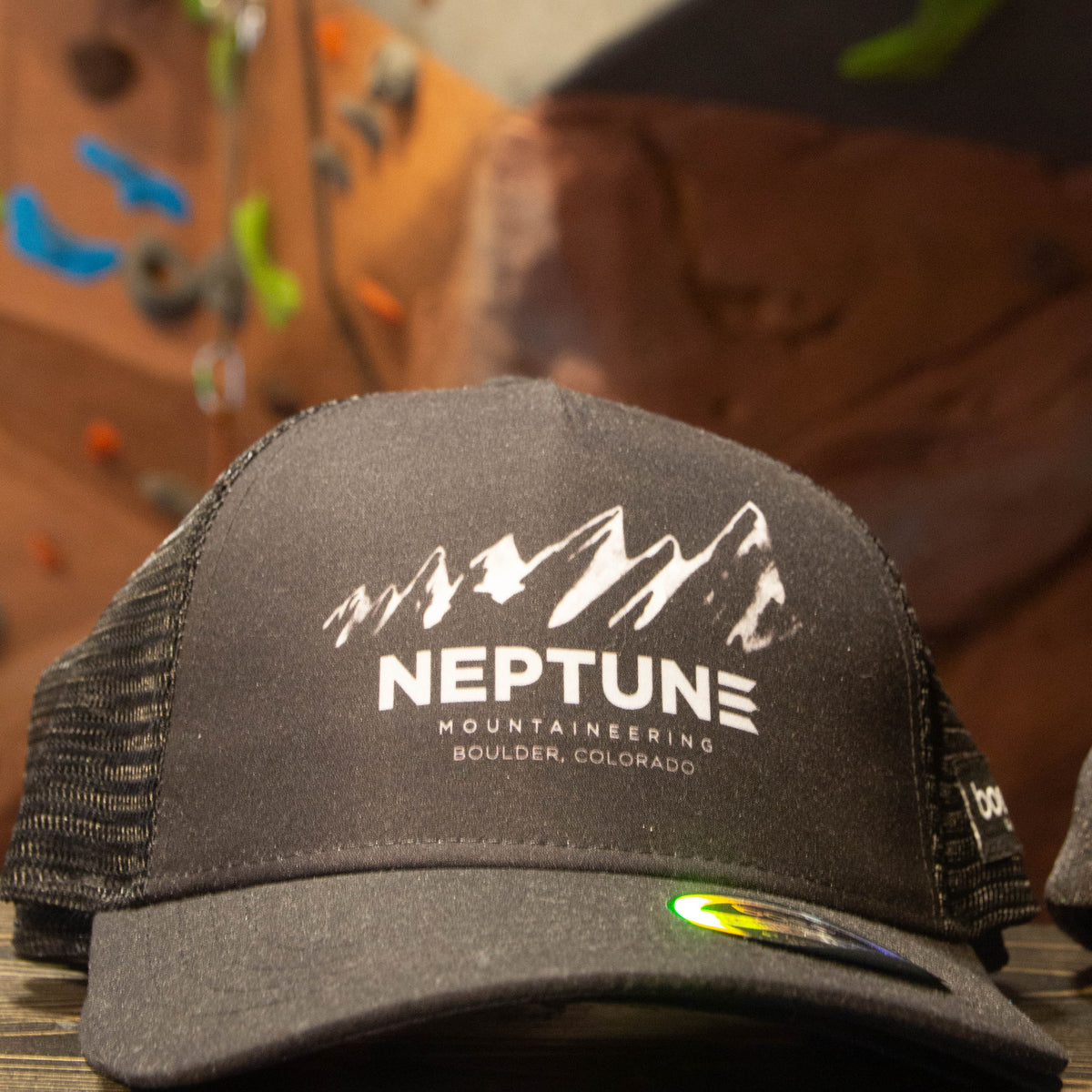 Neptune Branded Gear – Neptune Mountaineering